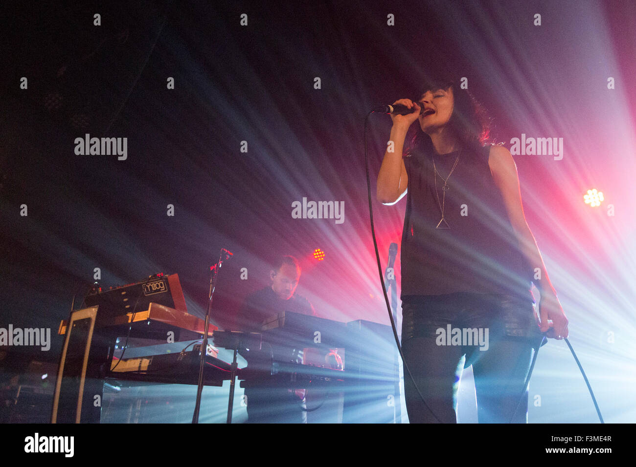 London, UK. 23/09/2015. Pictured: singer Lauren Mayberry. Scottish ...