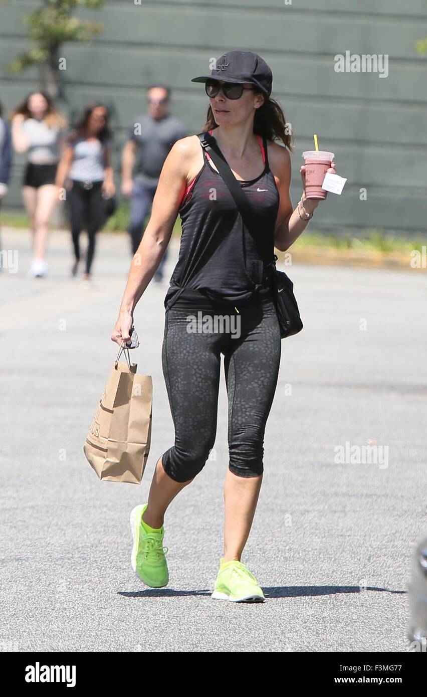 Tana Ramsay and Holly Ramsay pick up smoothies from Juice Crafters ...