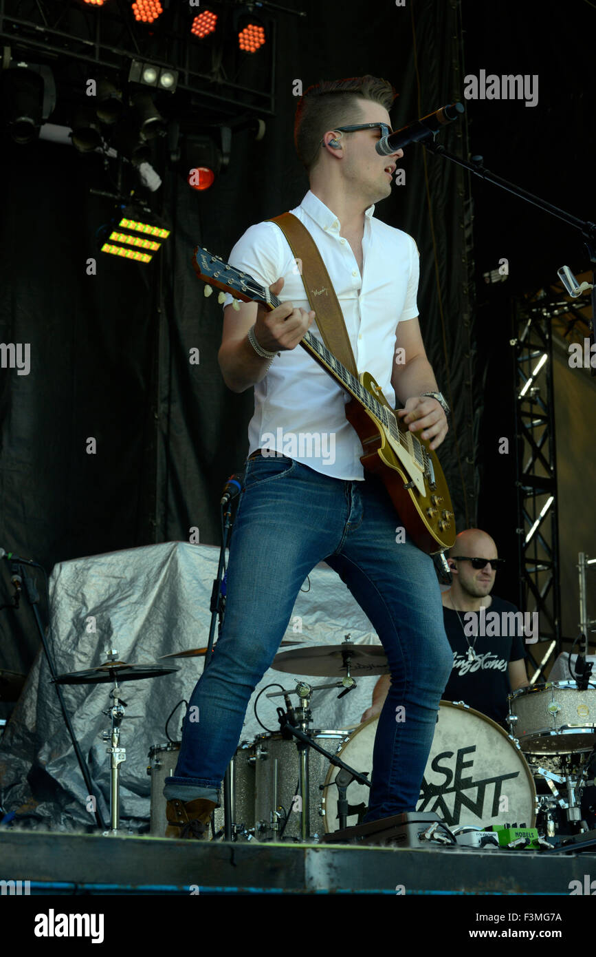 Manhattan, Kansas. Chase Bryant in performance at the annual Kicker ...