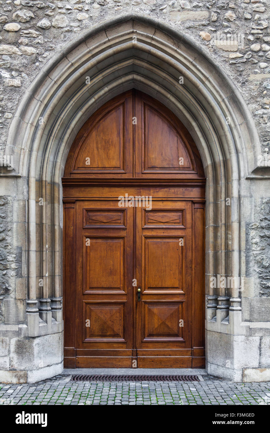 Locked church door hi-res stock photography and images - Alamy