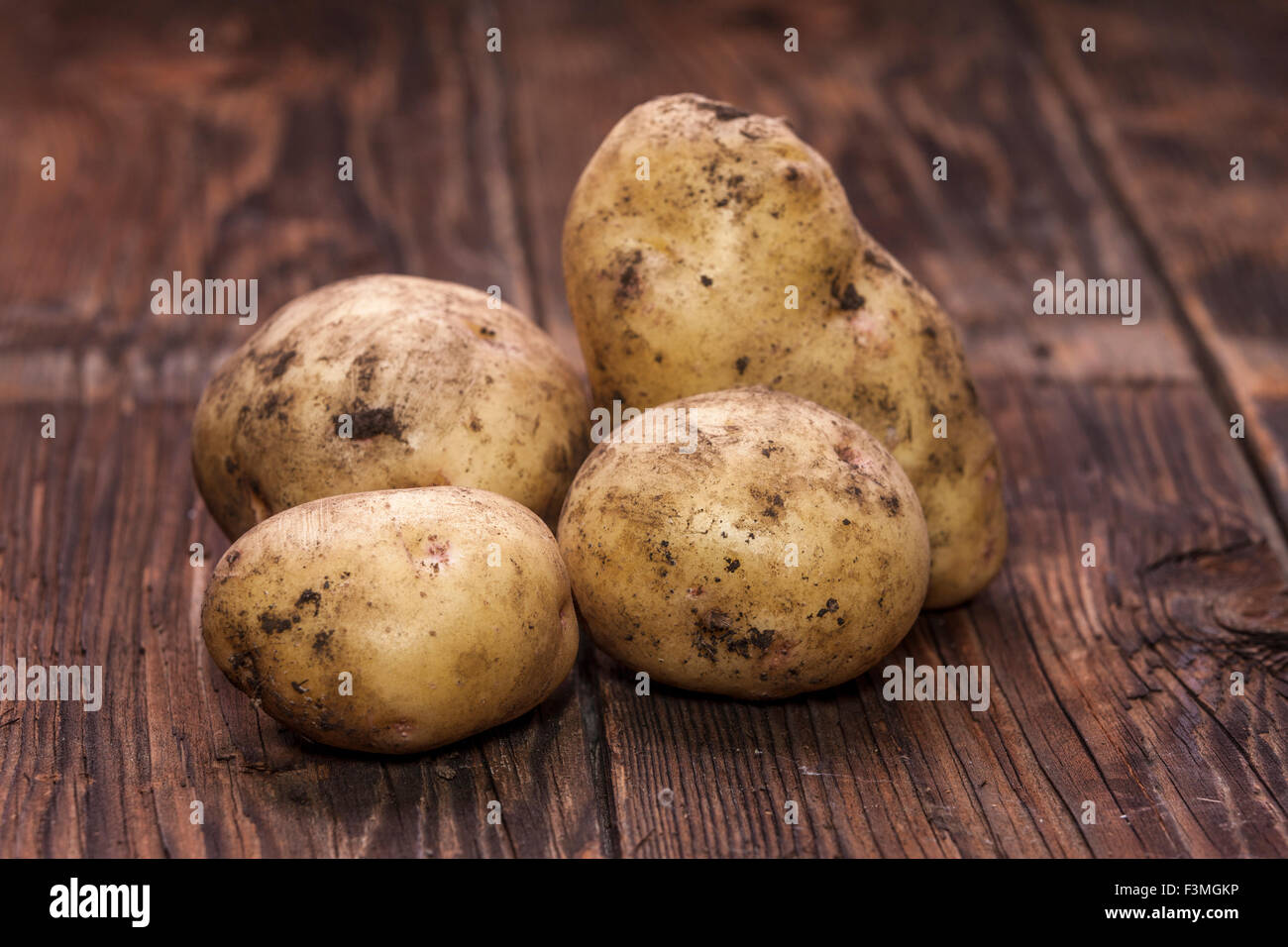 Freshly picked potatoes Stock Photo - Alamy