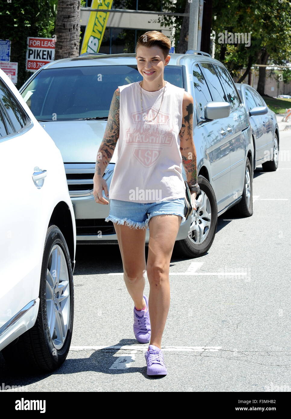 'Orange Is the New Black' star Ruby Rose is all smiles as she heads to ...