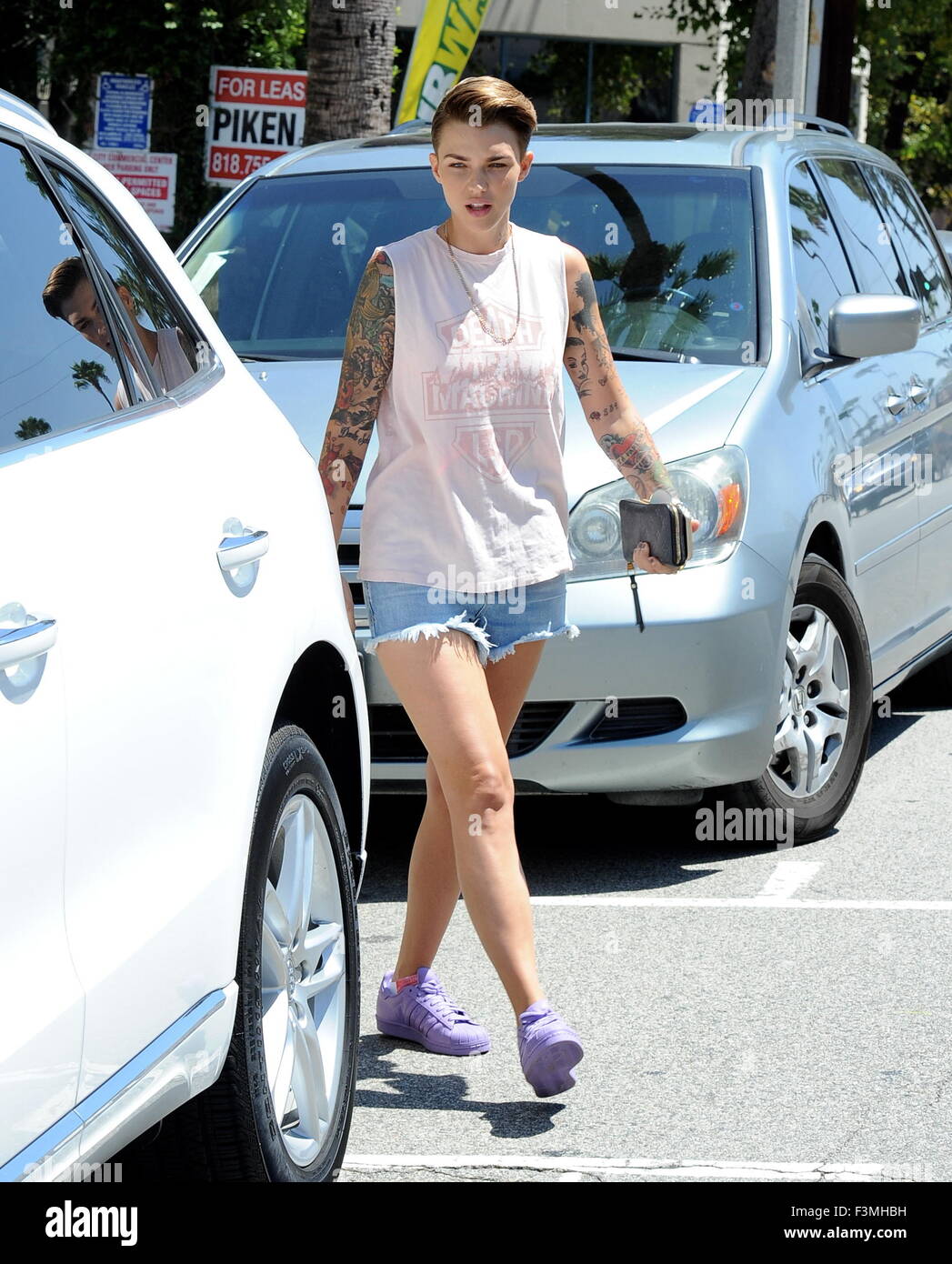 'Orange Is the New Black' star Ruby Rose is all smiles as she heads to ...