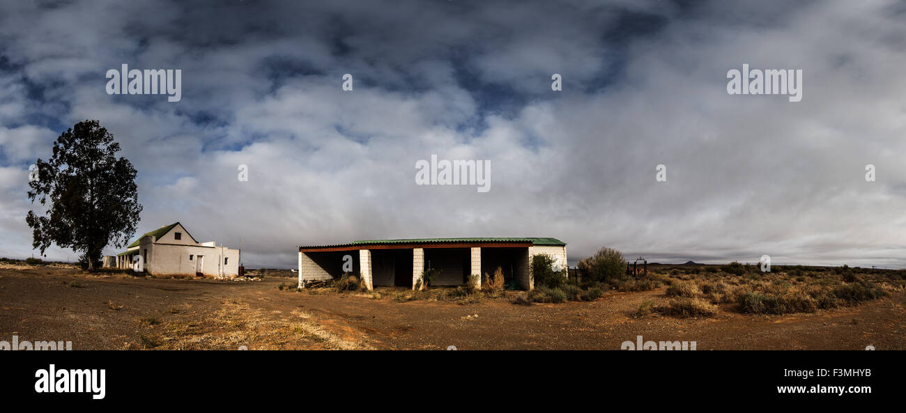 deserted Karoo farm house Stock Photo - Alamy