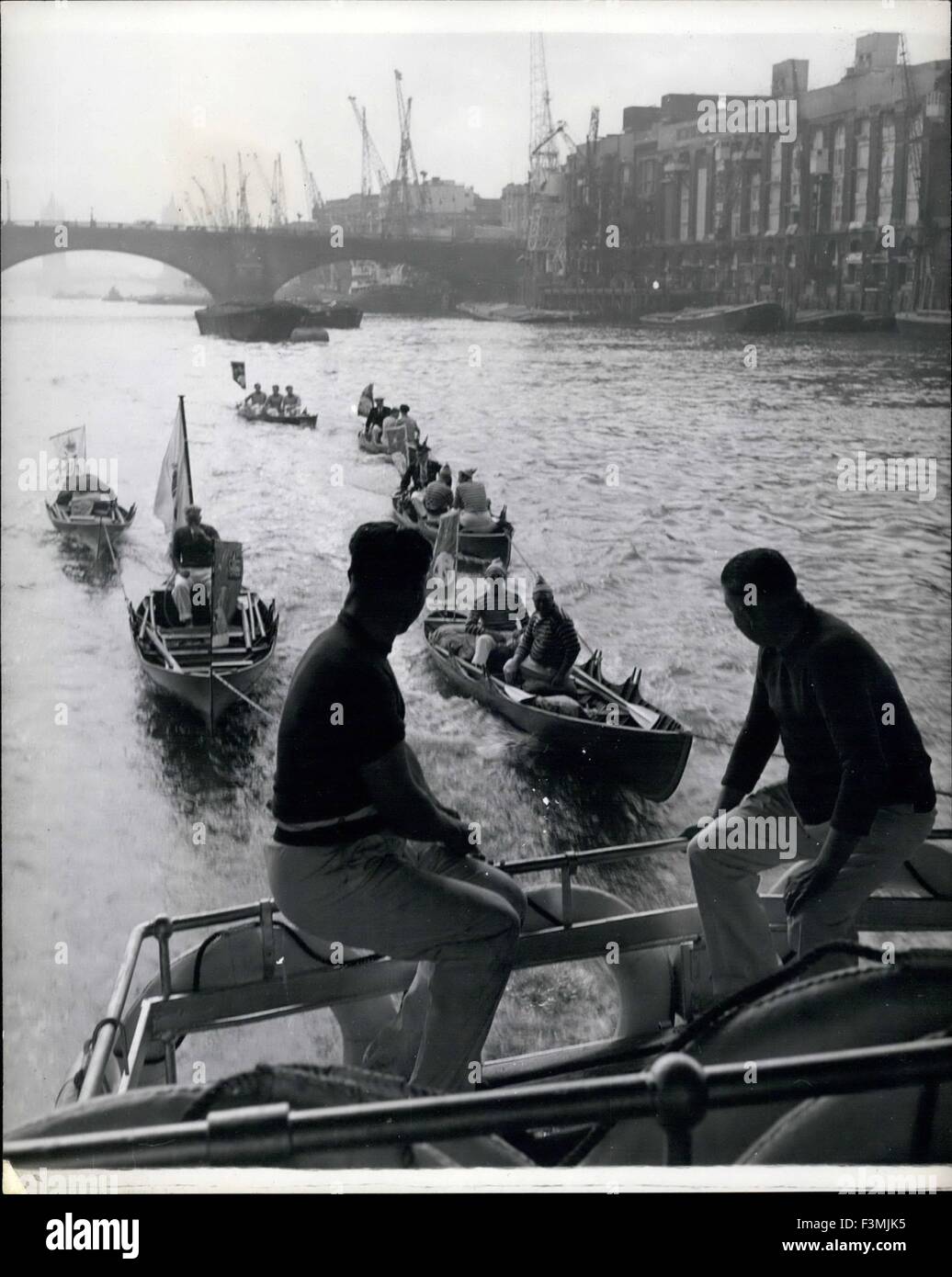 Feb. 24, 1962 - Swan Uping - Picturesscue Ceremony that has now change ...