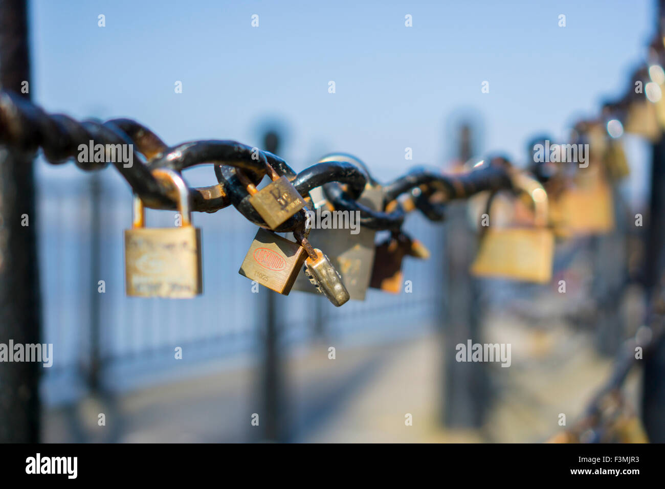 Padlocks chain hi-res stock photography and images - Alamy