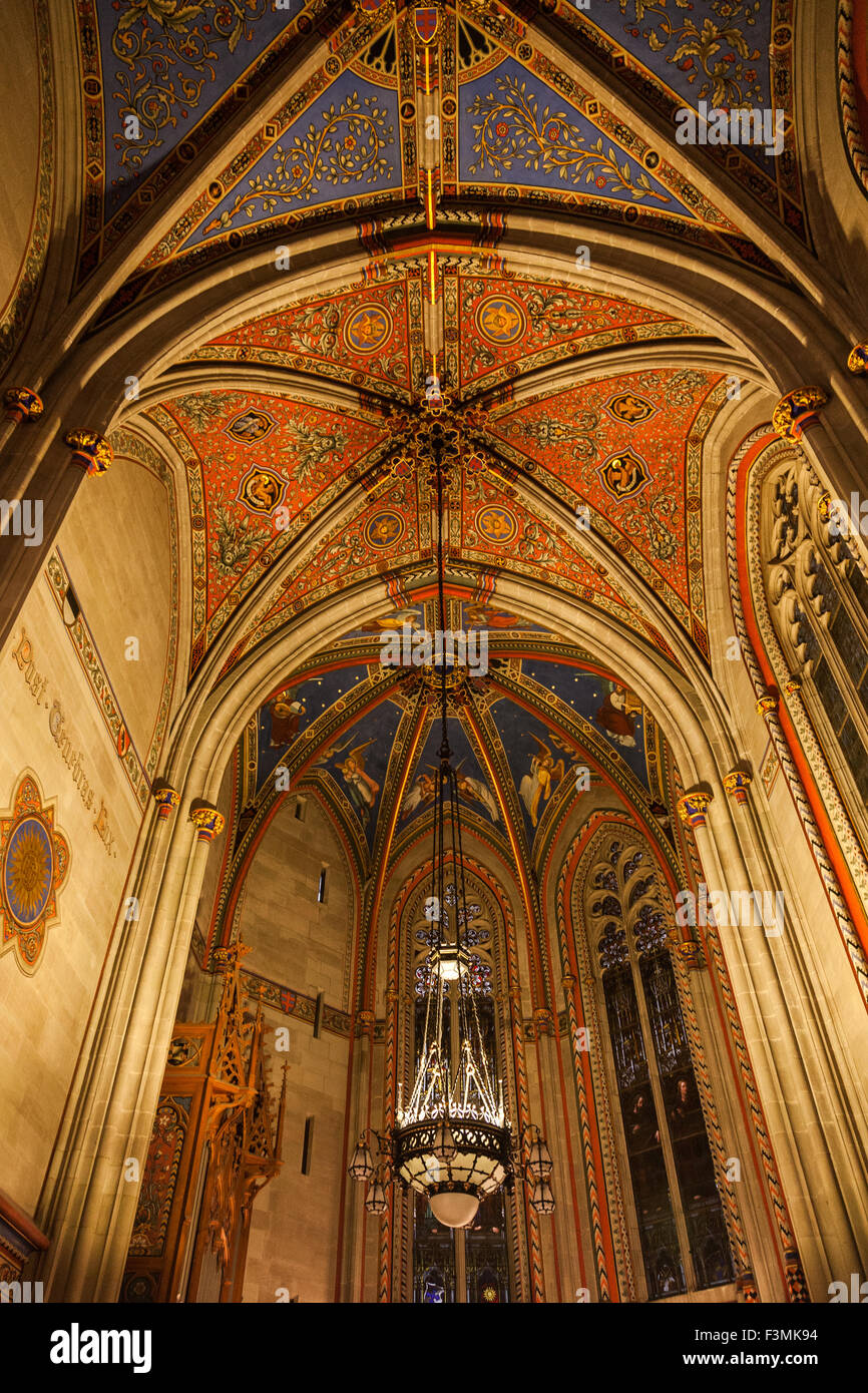 Ceiling detail of a side chapel in Saint Peter's Cathedral, Geneva ...