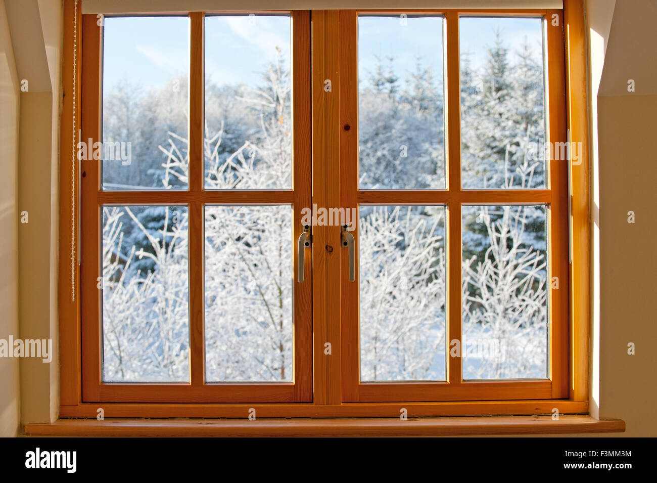 Early morning frosty winter, view through a window Stock Photo - Alamy