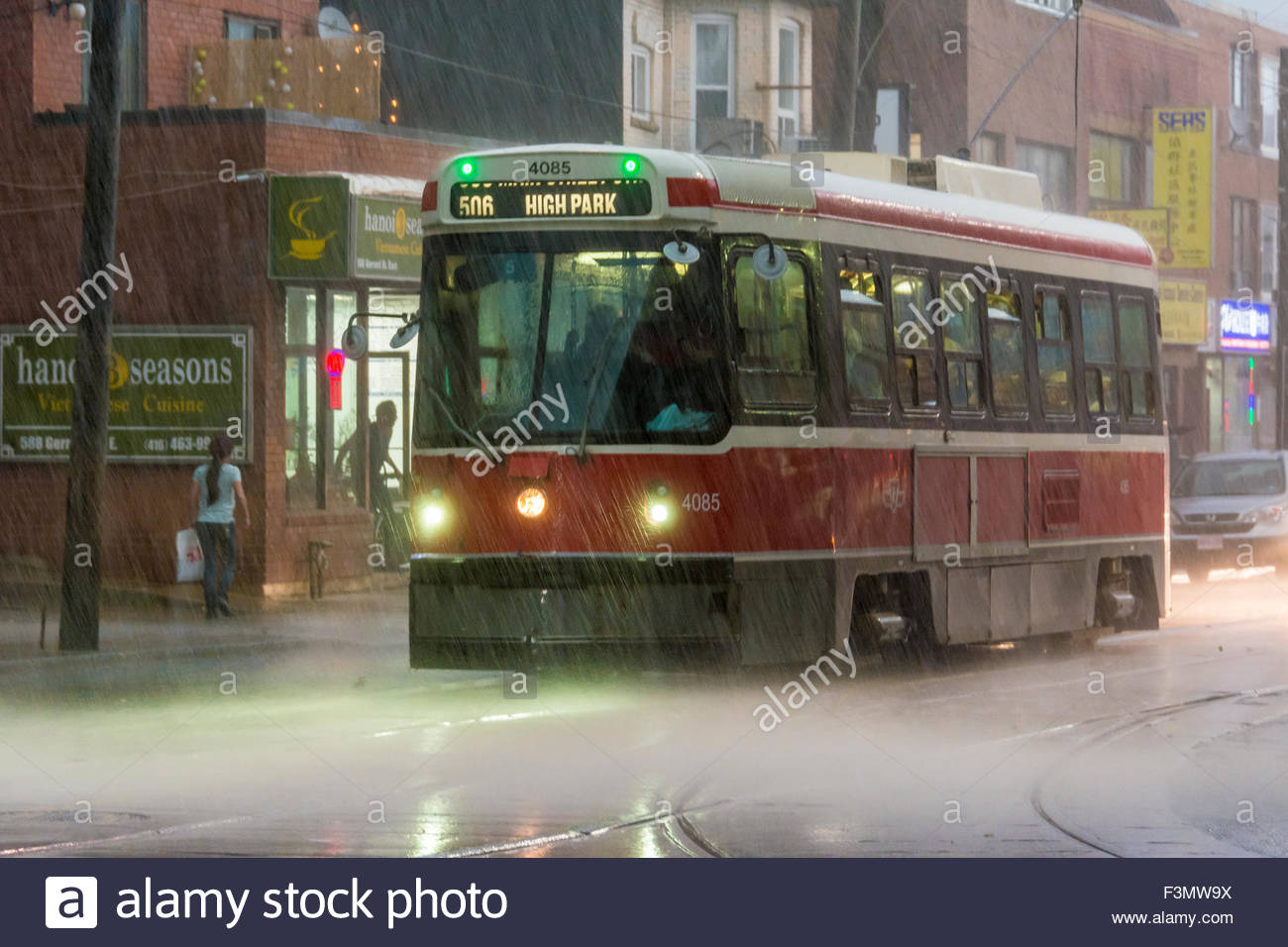 Ttc Tram Stock Photos & Ttc Tram Stock Images - Alamy