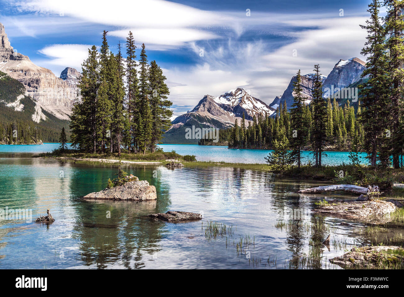 Famous and iconic, Spirit Island in all her glory Stock Photo - Alamy