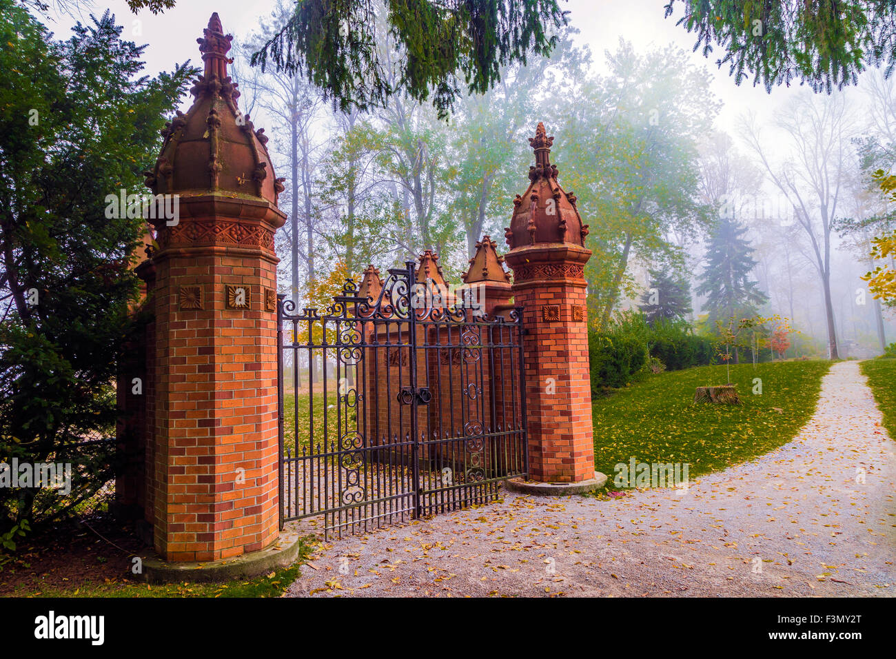 One of the many statues located in Guildwook Park in Scarborough Stock ...
