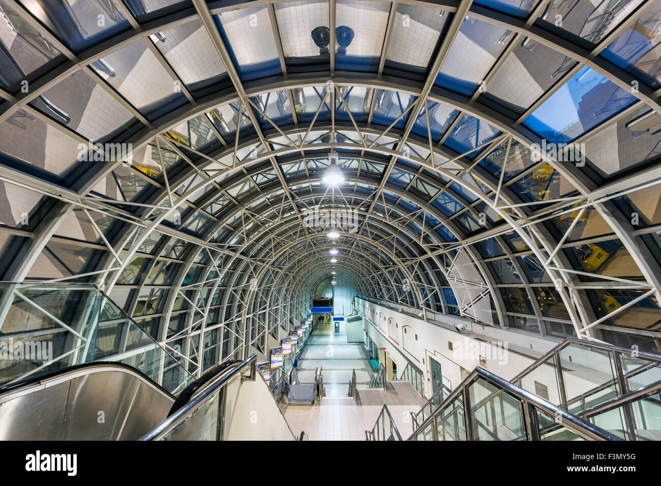 Indoor pedestrian bridge hi-res stock photography and images - Alamy