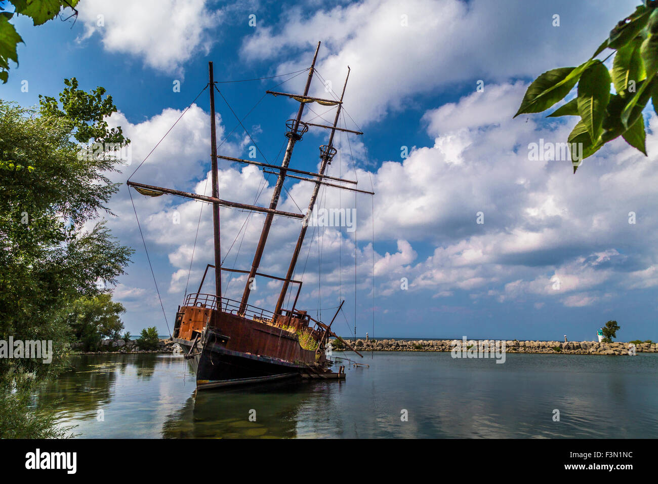 Jordan Harbour shipwreck on a warm sunny day Stock Photo - Alamy