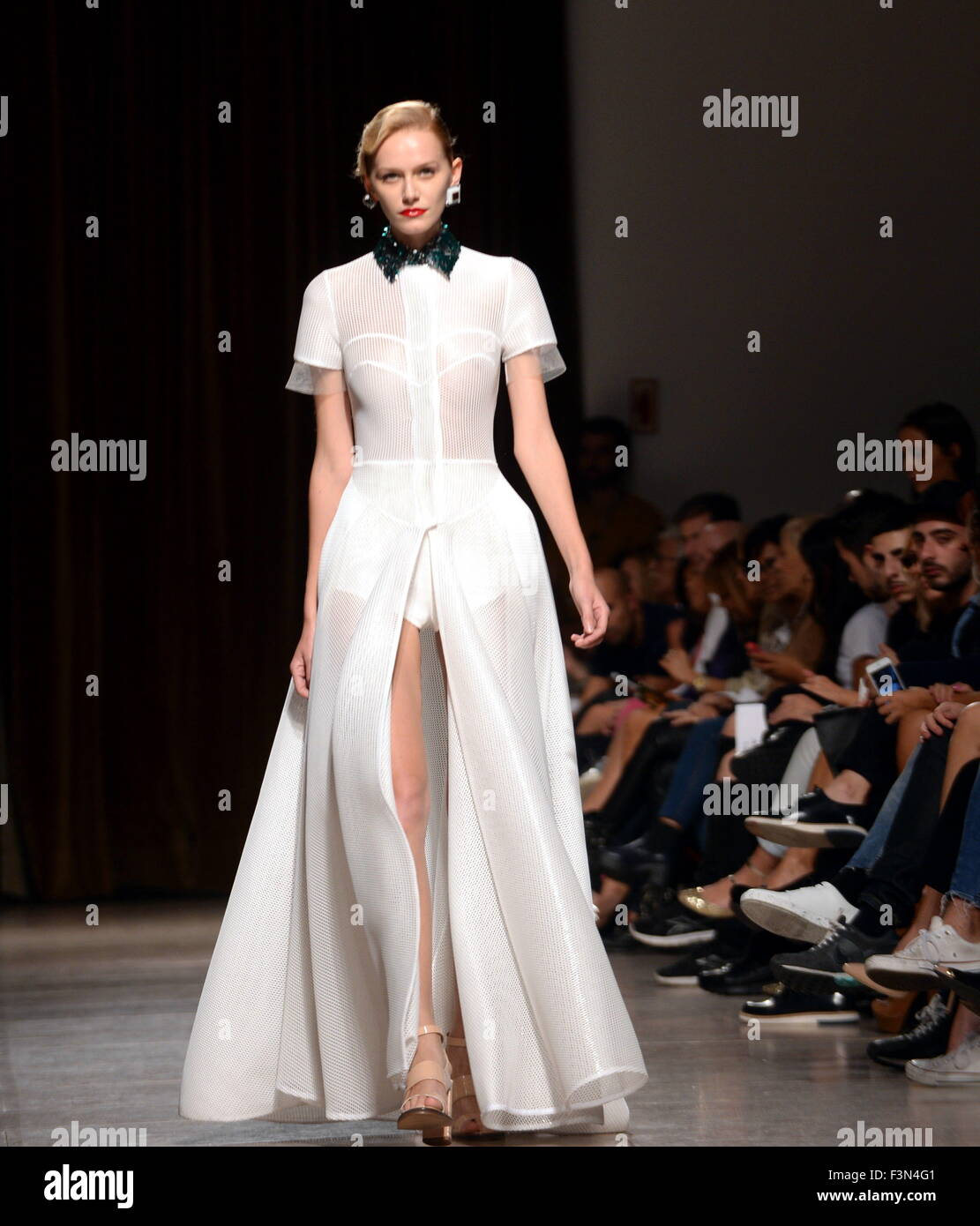 Lisbon, Portugal. 9th Oct, 2015. Models present? creations of designer ...