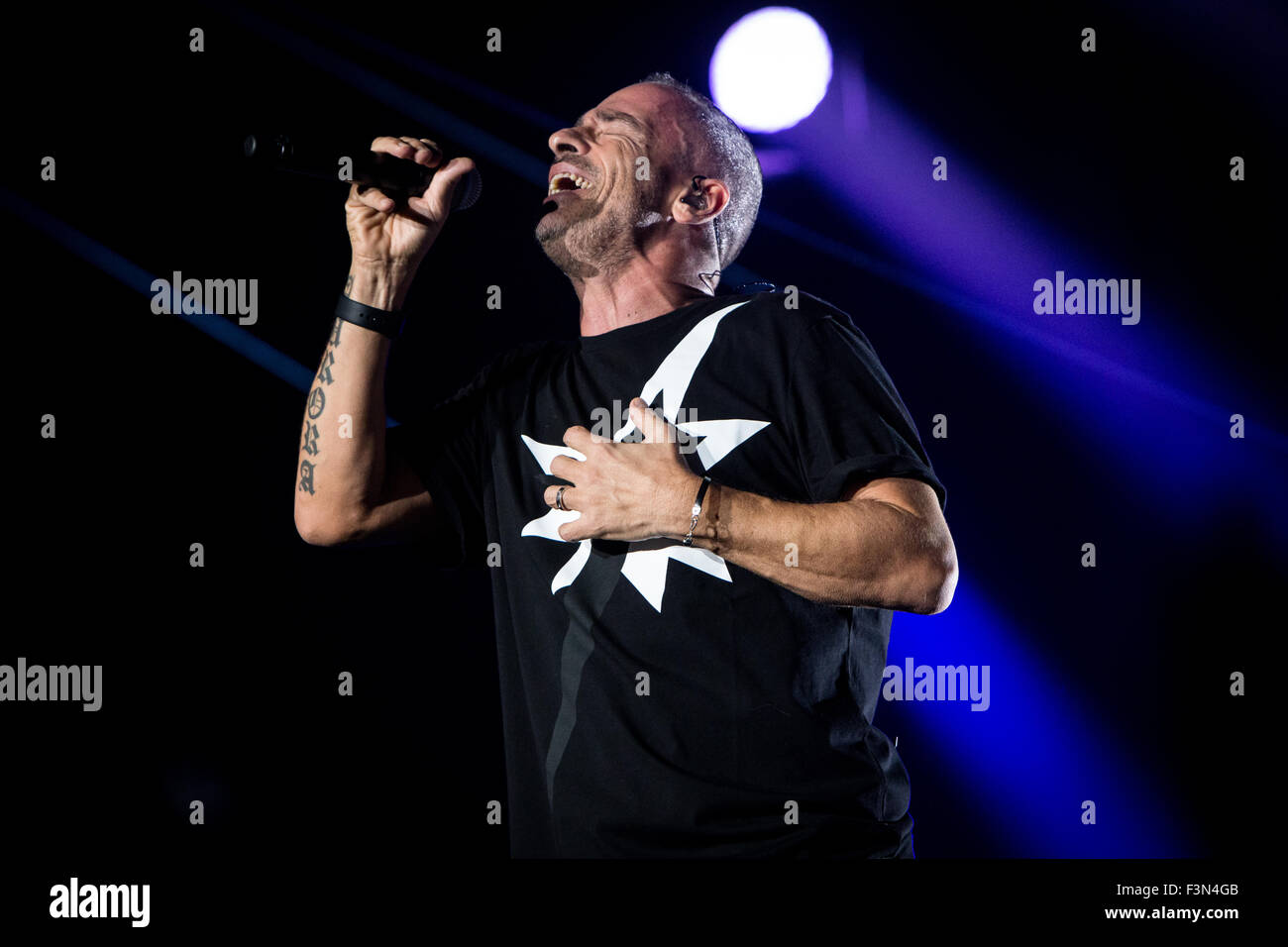 Assago Milan Italy. 09th October 2015. The Italian singer-songwriter ...