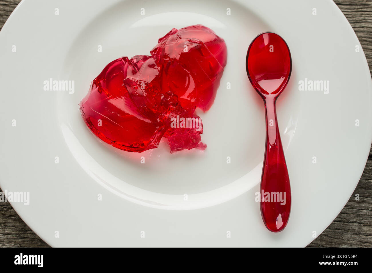 Raspberry jello hi-res stock photography and images - Alamy