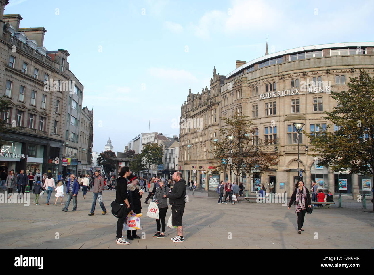 Sheffield city centre fargate hi-res stock photography and images - Alamy