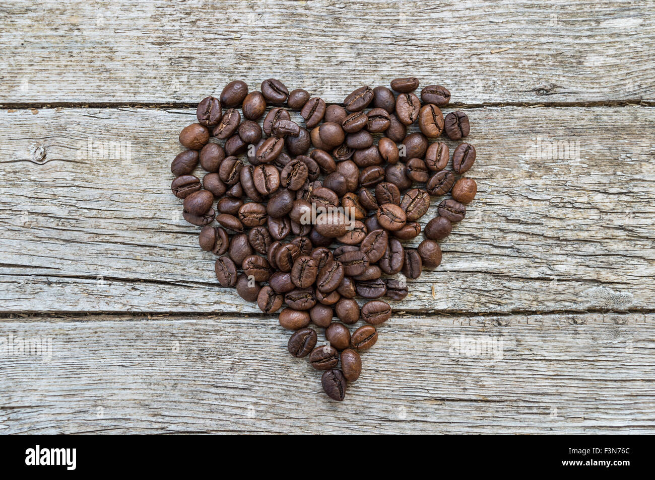 Heart made of coffee hi-res stock photography and images - Alamy
