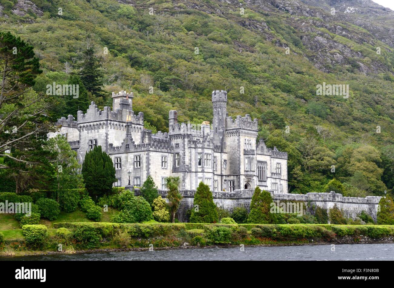 Kylemore Abbey Connemara County Galway Ireland Stock Photo - Alamy