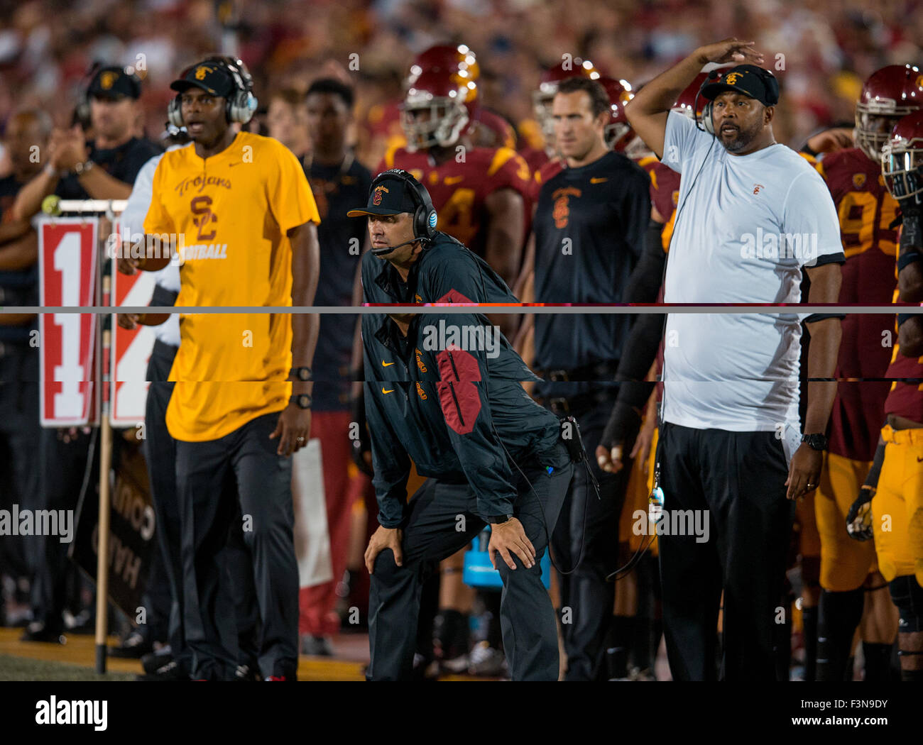 Los Angeles, CA, USA. 08th Oct, 2015. USC head coach Steve Sarkisian ...