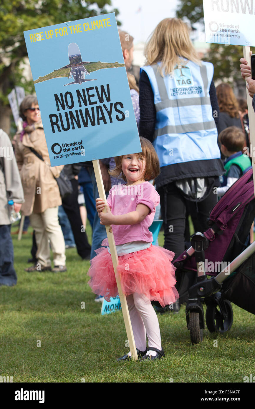 NO THIRD RUNWAY PROTEST IN LONDON, PARLIAMENT SQUARE, CENTRAL LONDON ...