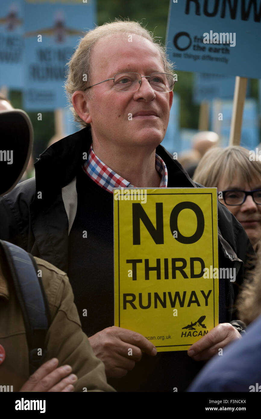 Middle class placards hi-res stock photography and images - Alamy