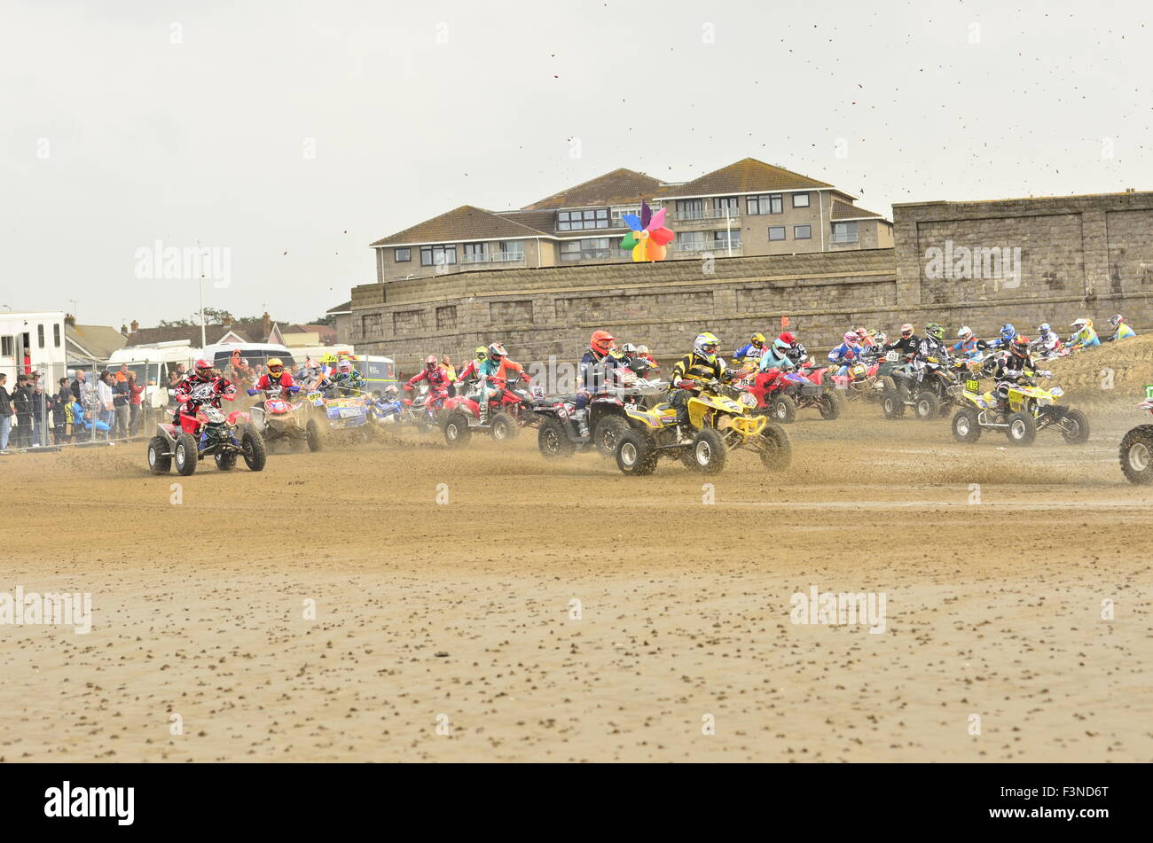 Weston-super-Mare, Somerset, UK. 10th Oct, 2015. RHL Weston beach race ...