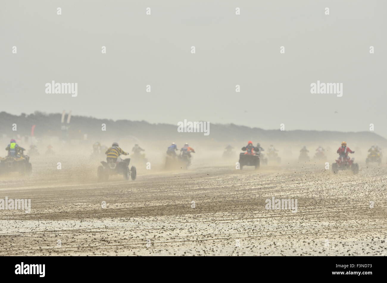 Weston-super-Mare, Somerset, UK. 10th Oct, 2015. RHL Weston beach race ...