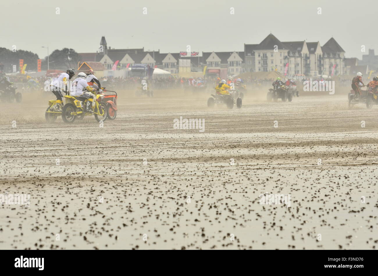 Weston-super-Mare, Somerset, UK. 10th Oct, 2015. RHL Weston beach race ...