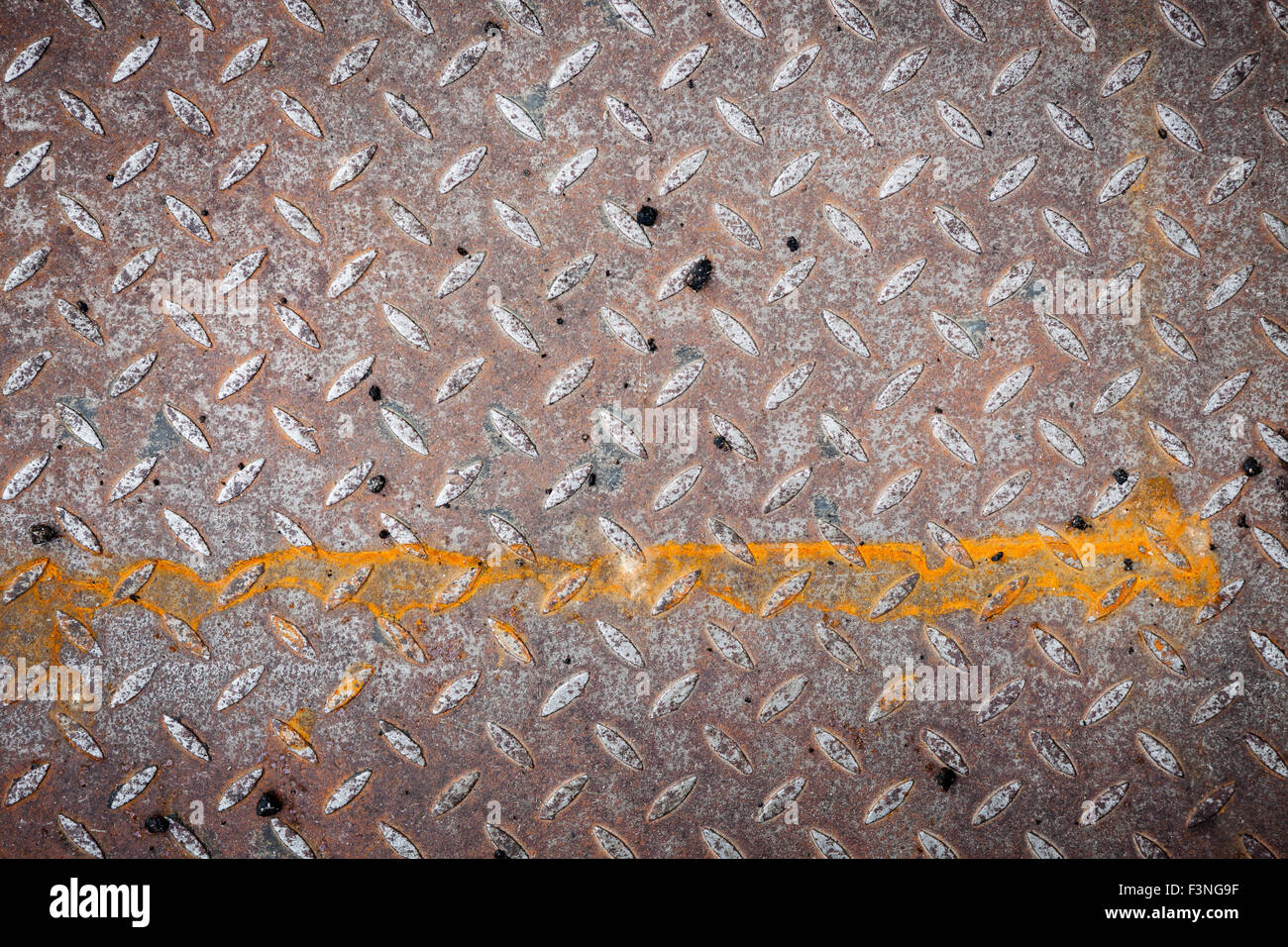 Dirty metal diamond grip pattern Stock Photo - Alamy
