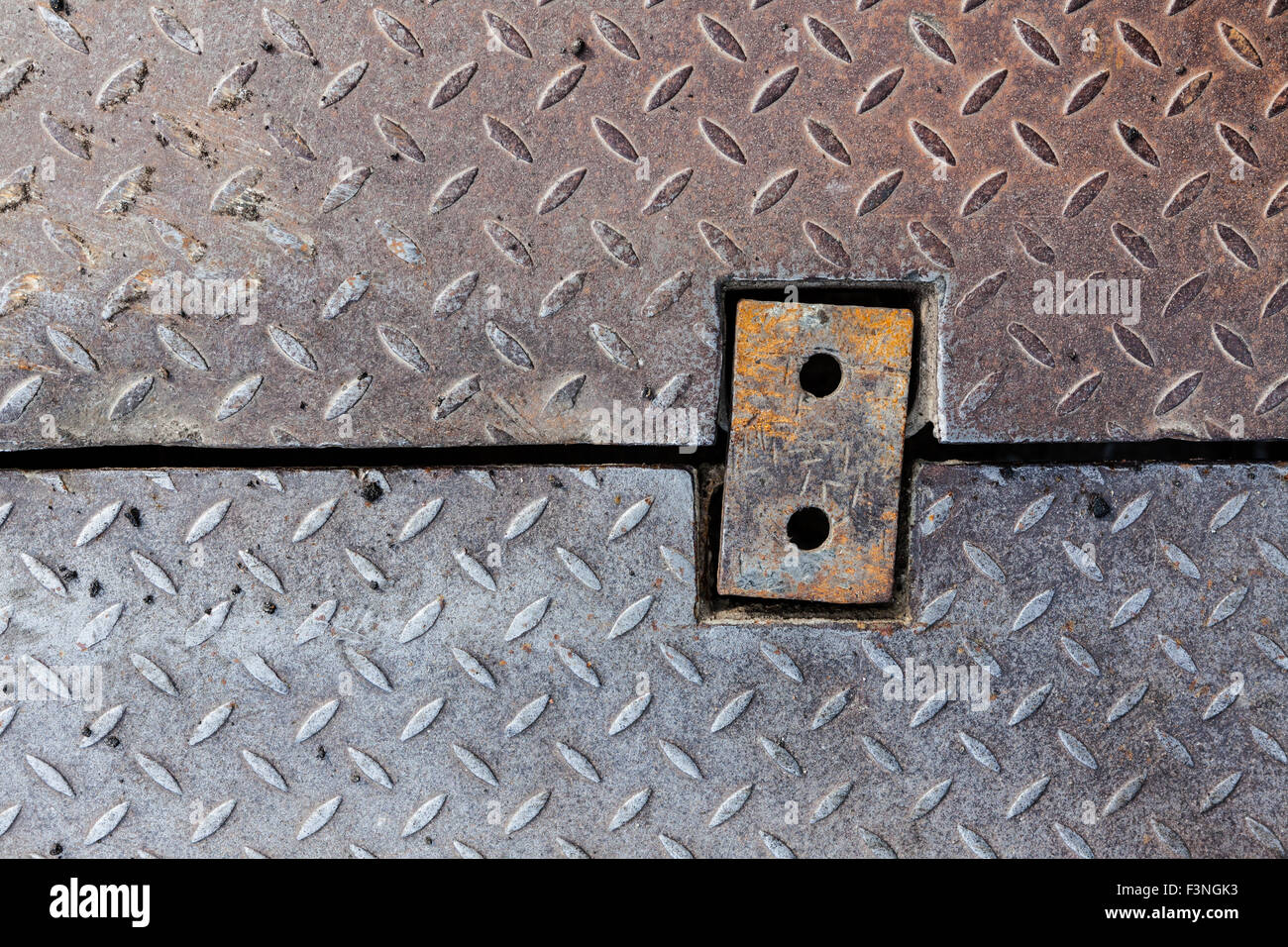 Dirty metal diamond grip pattern Stock Photo - Alamy