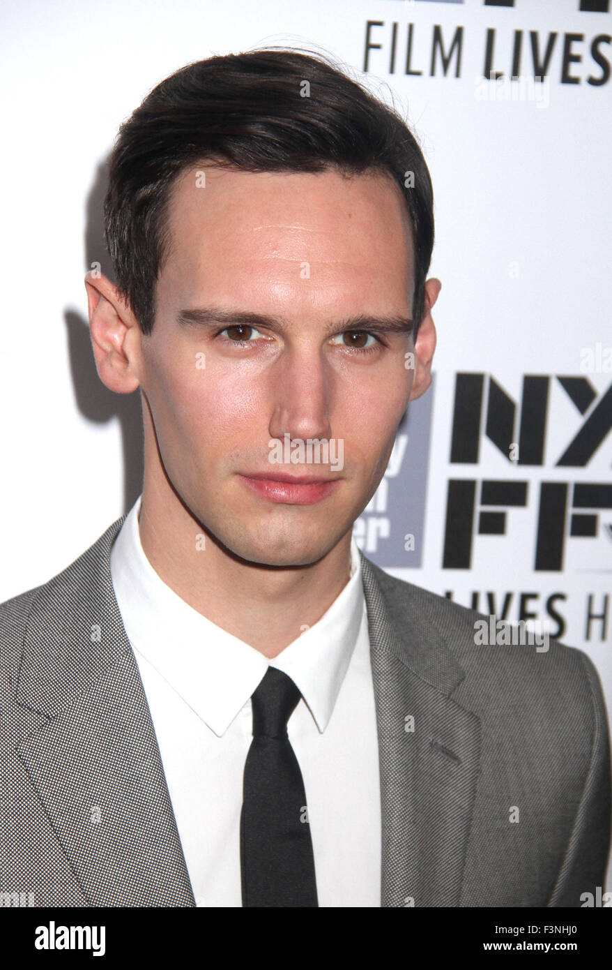 Actor cory michael smith hi-res stock photography and images - Alamy
