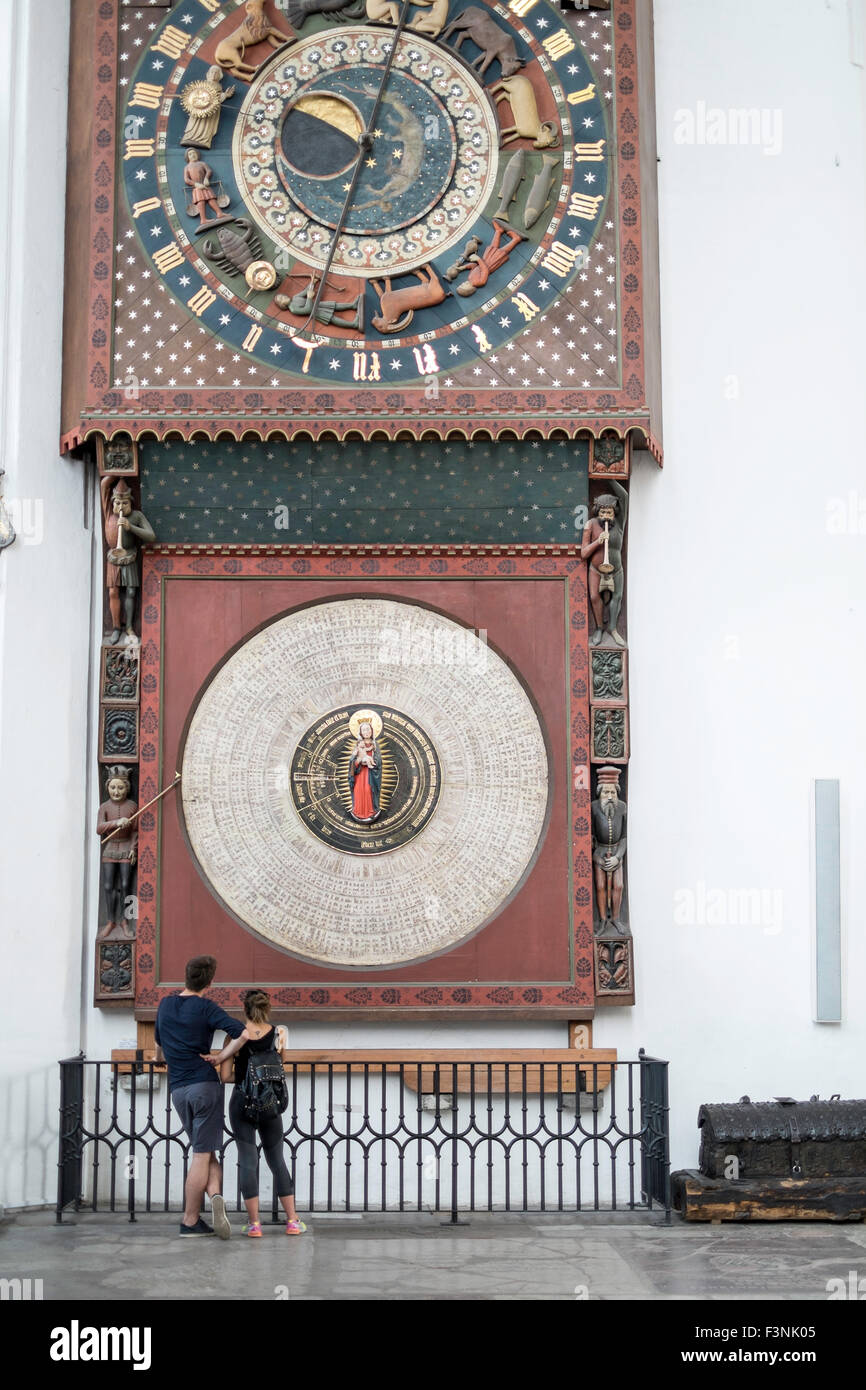 St marys clock hi-res stock photography and images - Alamy