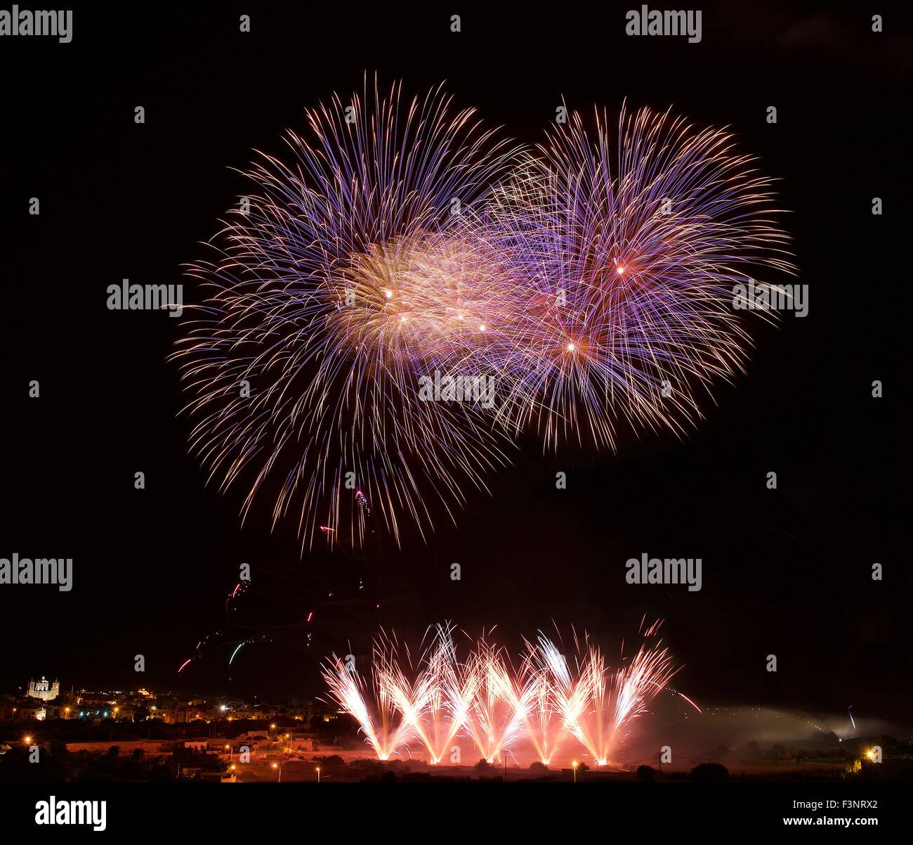 Show party hi-res stock photography and images - Alamy