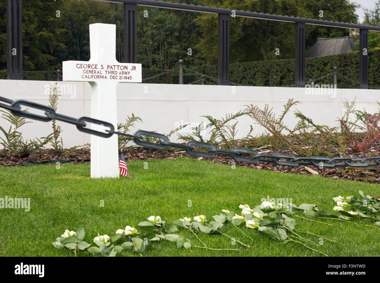 General George Patton's tomb at the American Cemetery in Luxembourg ...