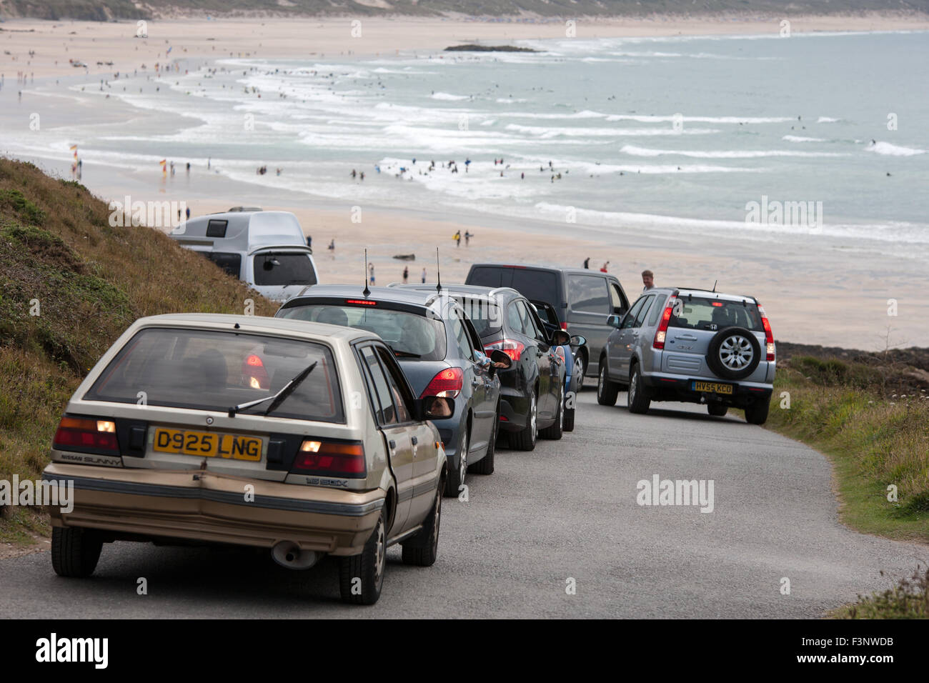 Traffic jam beach hi-res stock photography and images - Alamy