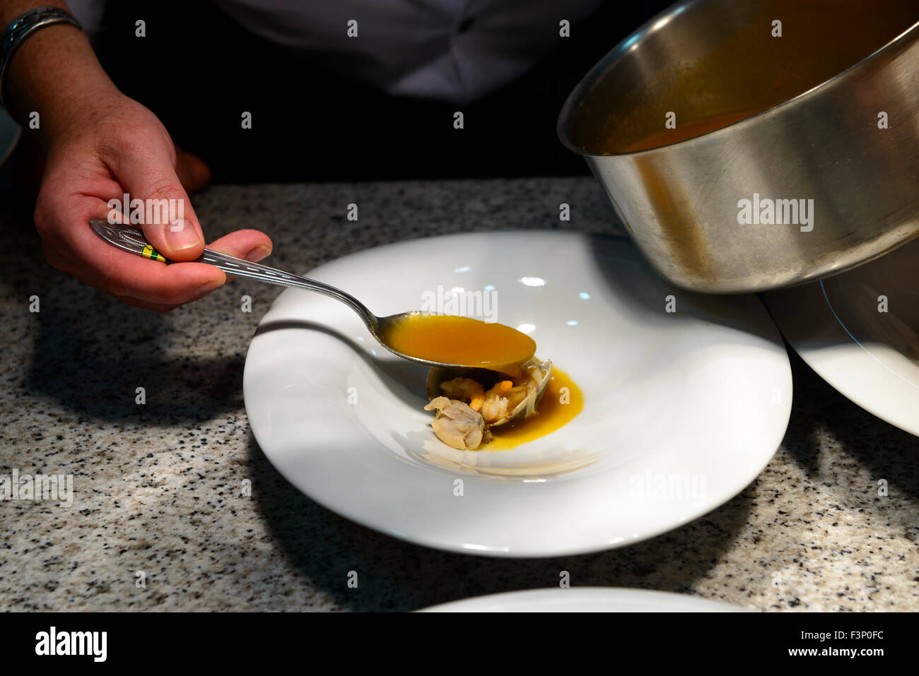 Food close up chefs hi-res stock photography and images - Alamy