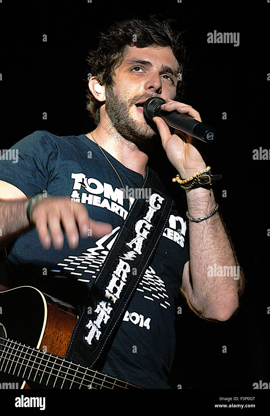 Thomas rhett in hi-res stock photography and images - Alamy