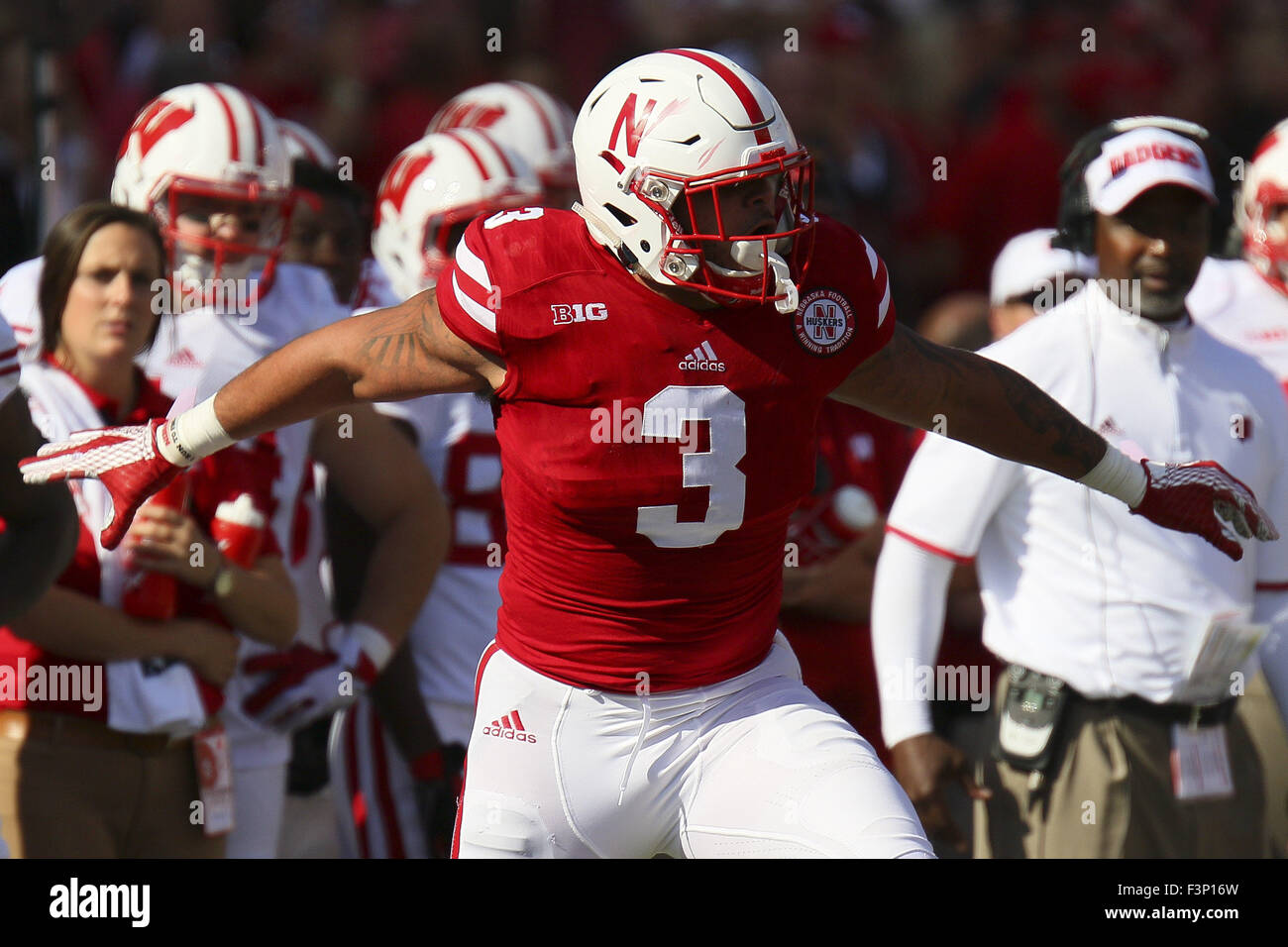 Lincoln, Nebraska, USA. 10th Oct, 2015. Nebraska Cornhuskers linebacker ...