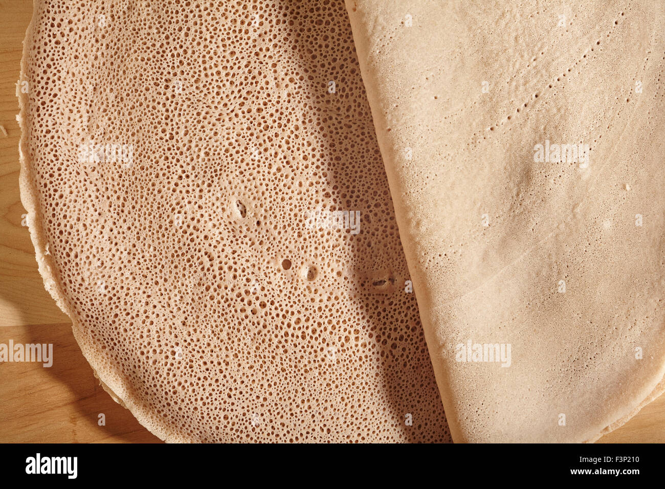 Ethiopian food injera hi-res stock photography and images - Alamy