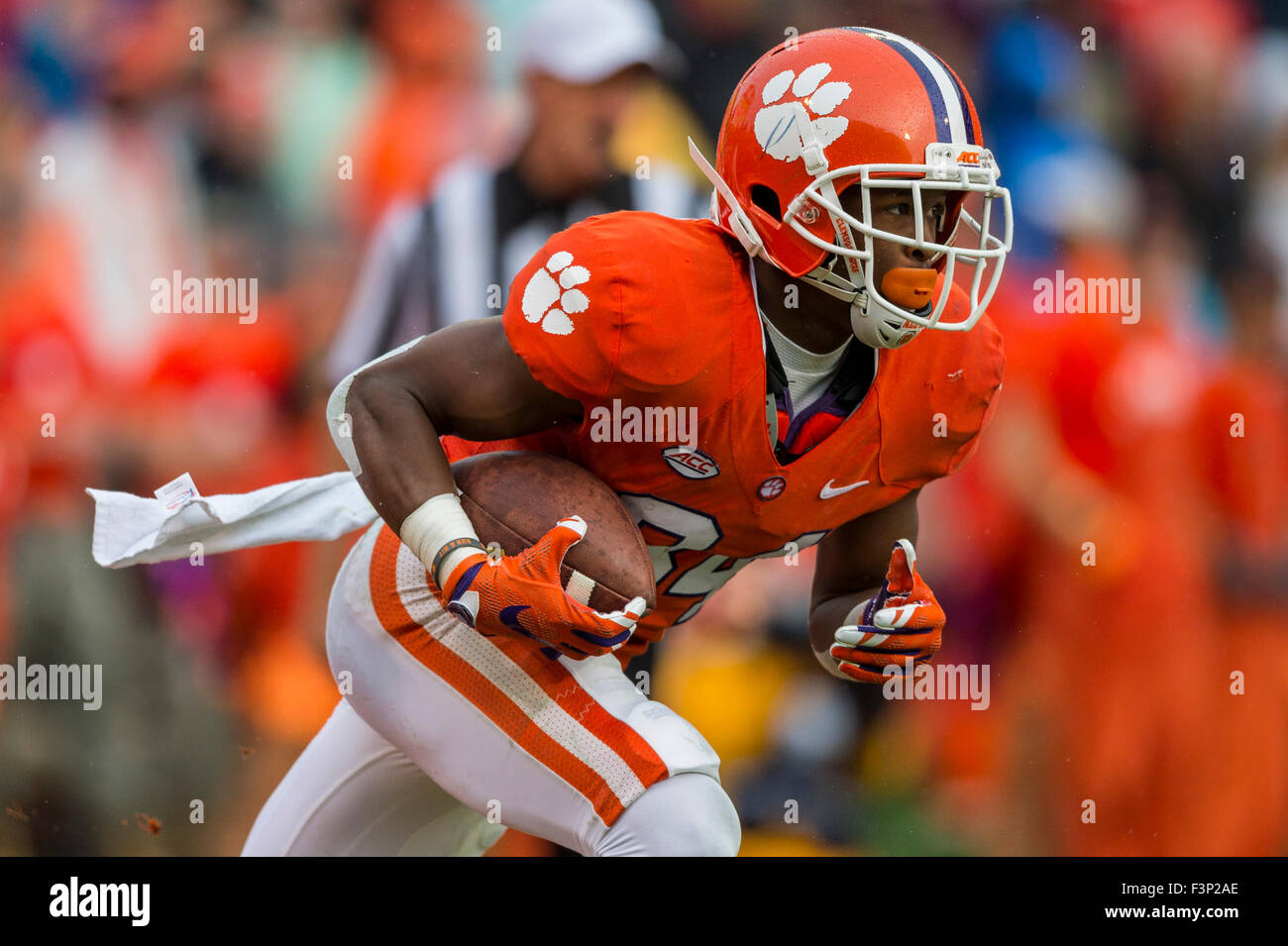 Clemson wide receiver Ray-Ray McCloud (34) on a kickoff return during ...