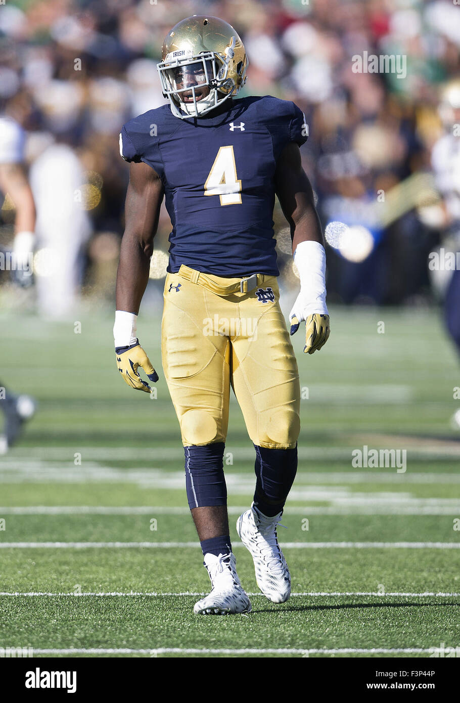 South Bend, Indiana, USA. 10th Oct, 2015. Notre Dame linebacker Te'von ...