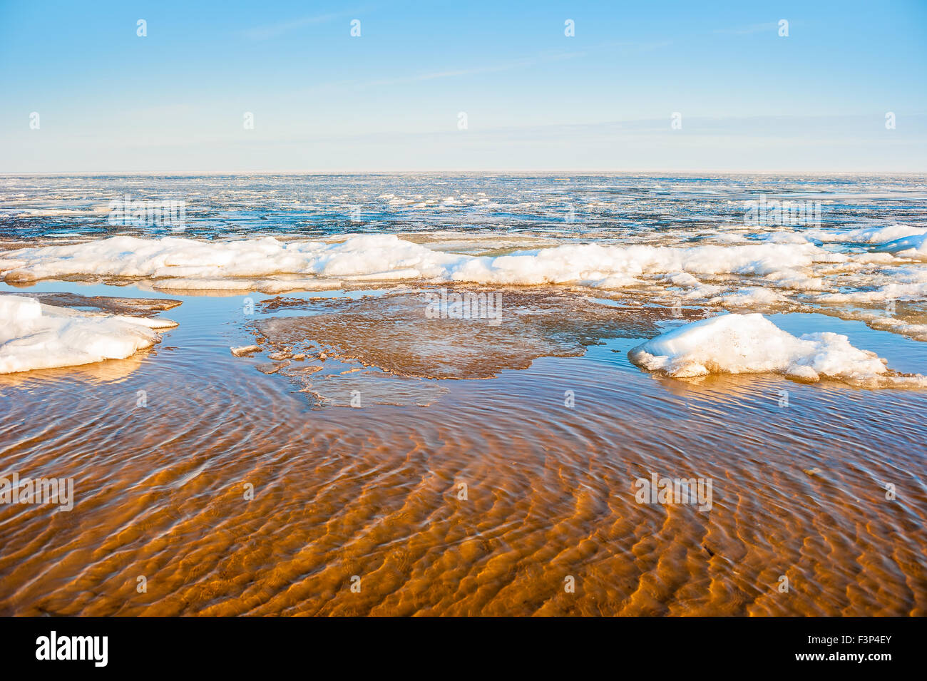 Spring ice melting on river hi-res stock photography and images - Alamy