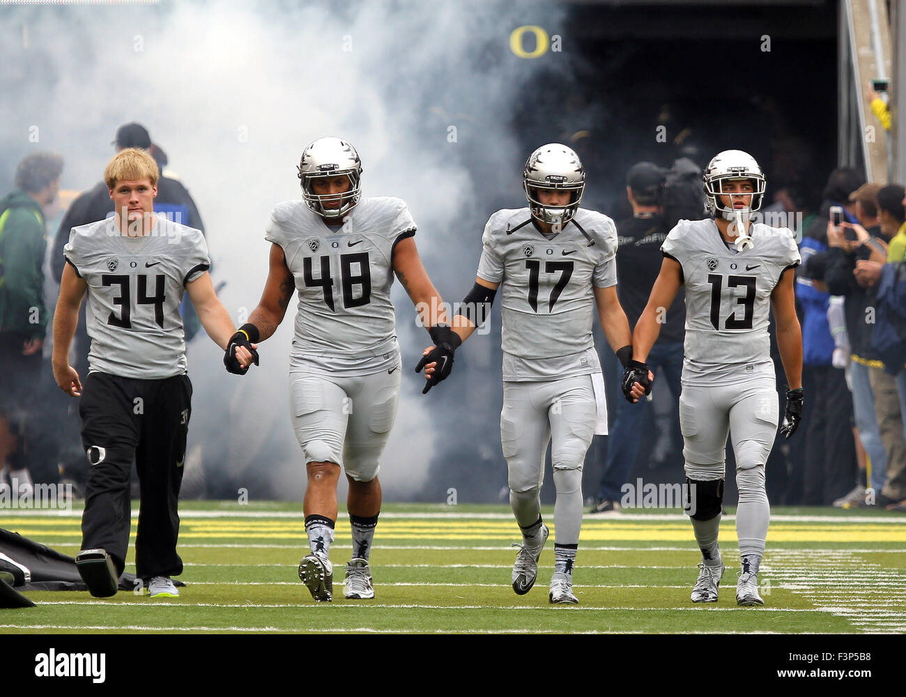 Autzen Stadium, Eugene, OR, USA. 10th Oct, 2015. Oregon Ducks ...
