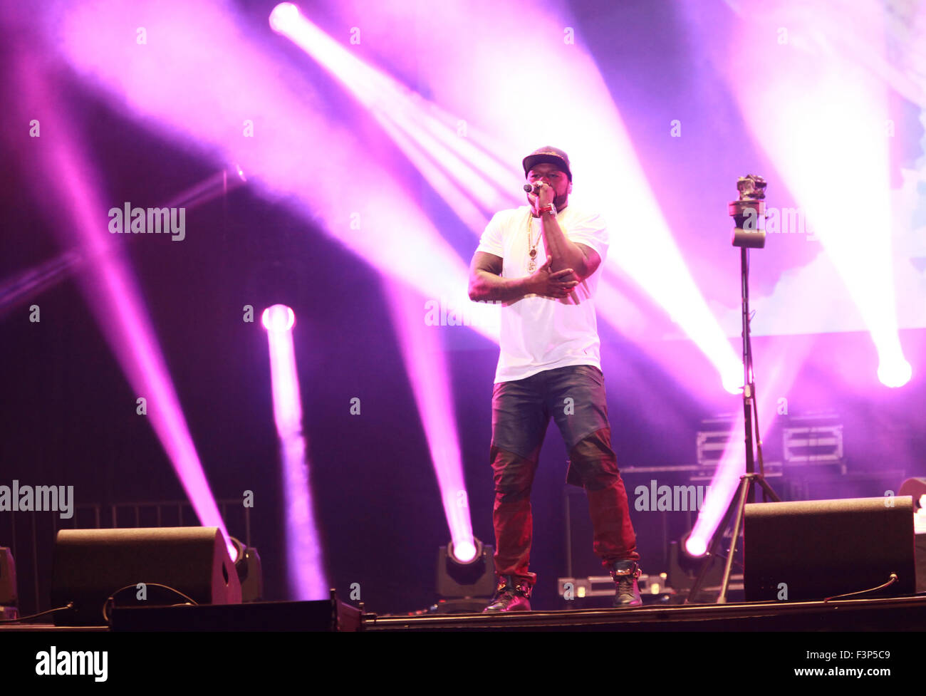 Las Vegas, Nevada, USA. 10th Oct, 2015. Rapper 50 cents performs on the ...