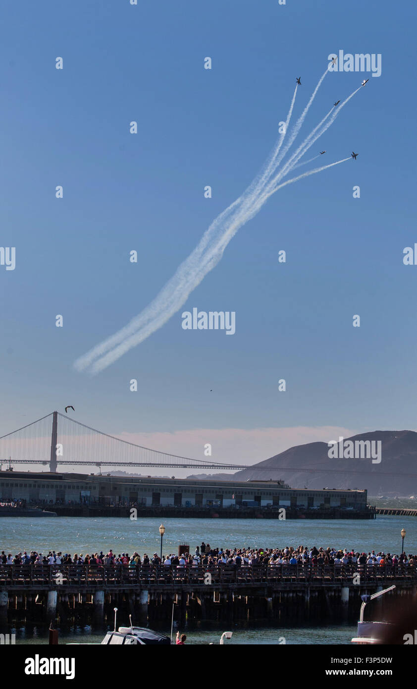 San francisco fleet week 2015 hi-res stock photography and images - Alamy