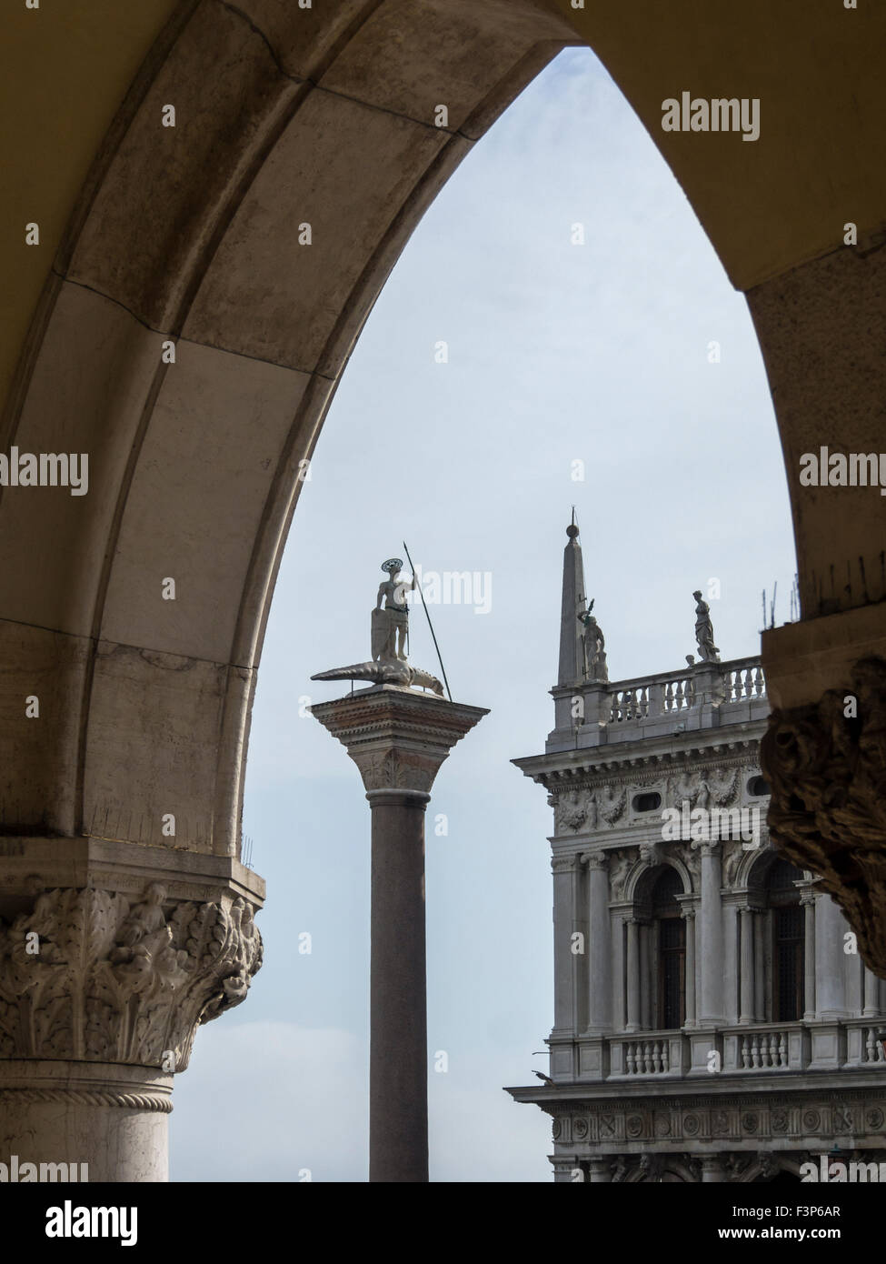 VENICE, ITALY - MAY 05, 2015: St Theodore Statue on the western column ...