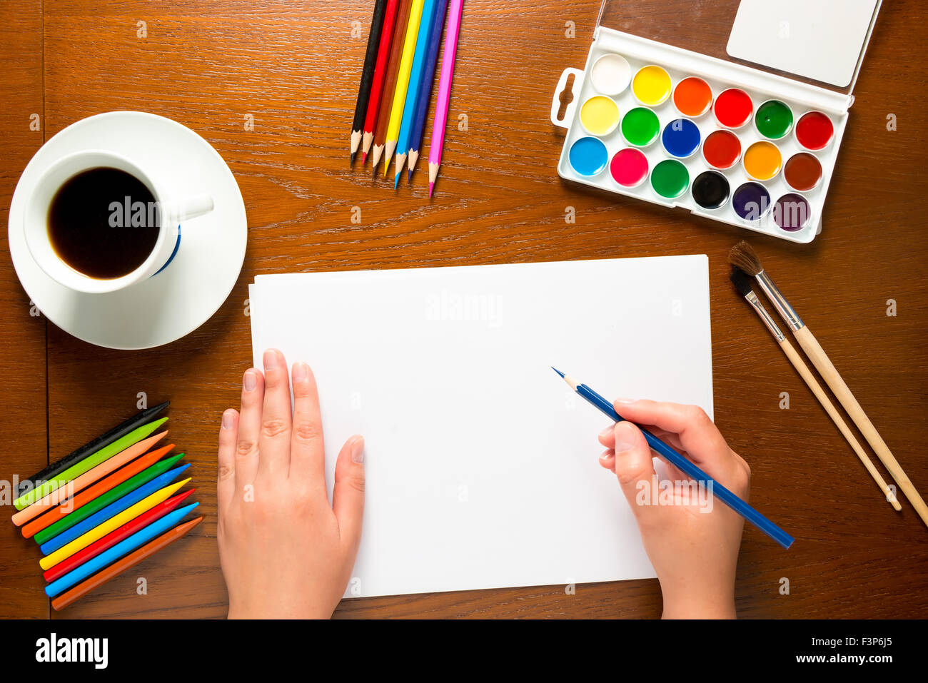 Pencil on a table hi-res stock photography and images - Alamy