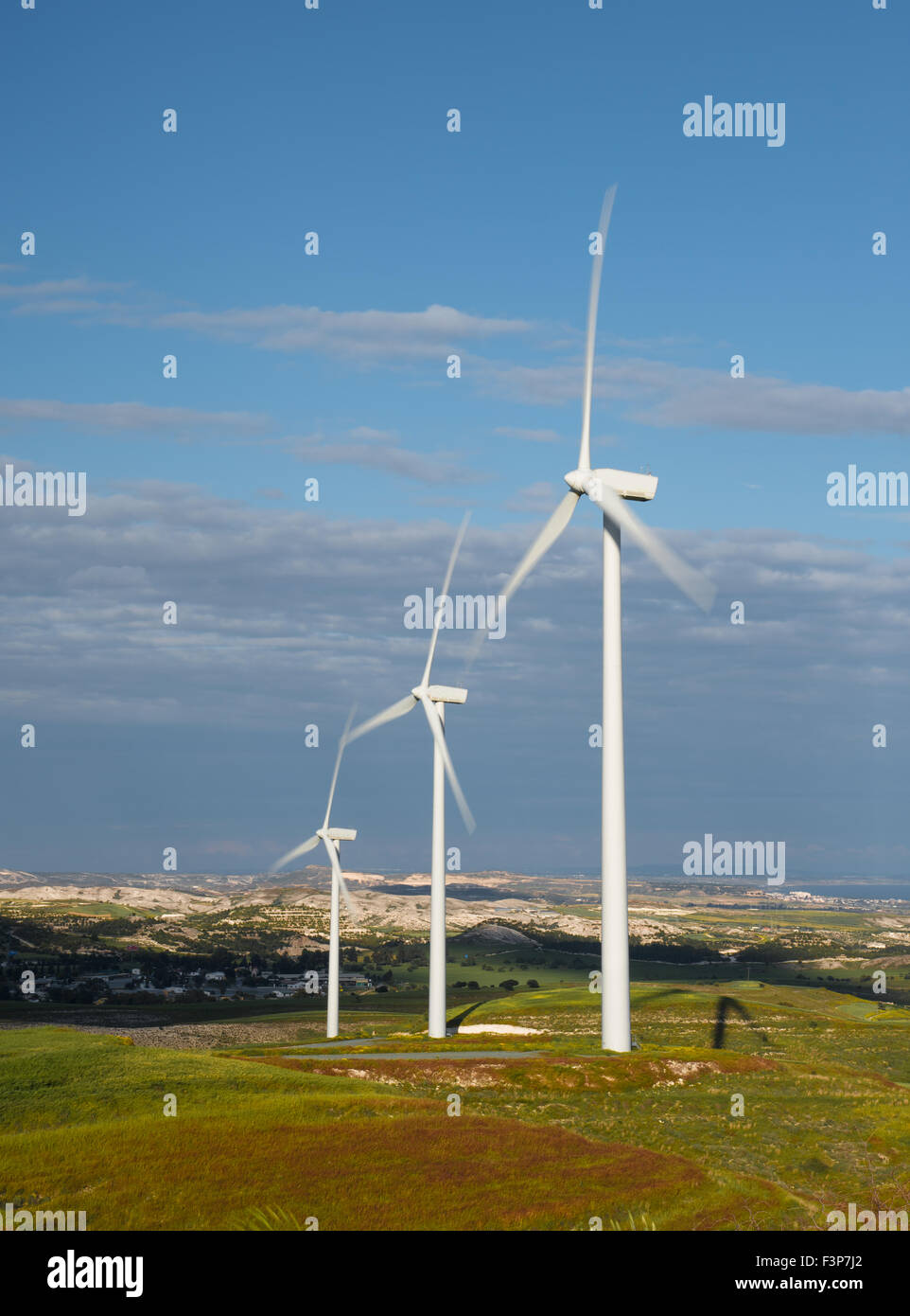 Generating electricity hi-res stock photography and images - Alamy
