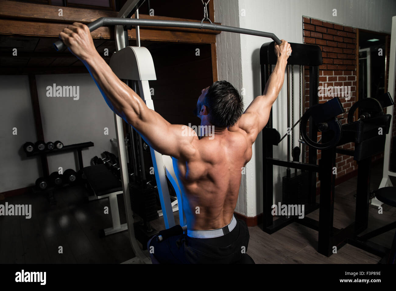 Bodybuilder Doing Heavy Weight Exercise For Back Stock Photo - Alamy